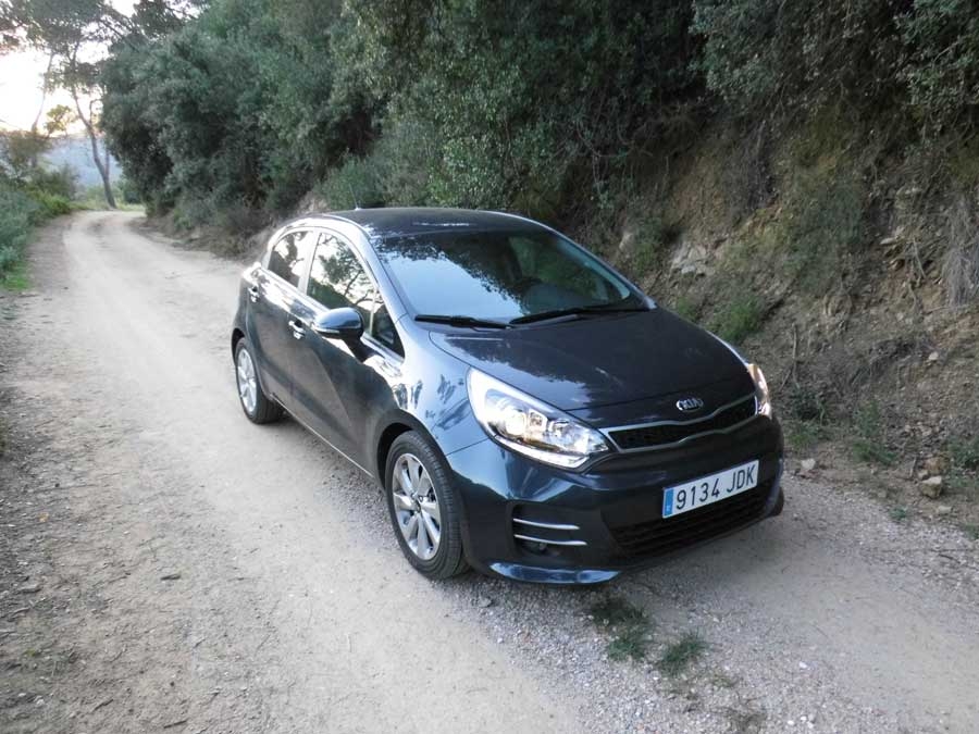 Prueba Kia Rio 1.2 CVVT 84 cv - ElMotor.Net la web del mundo del Automóvil