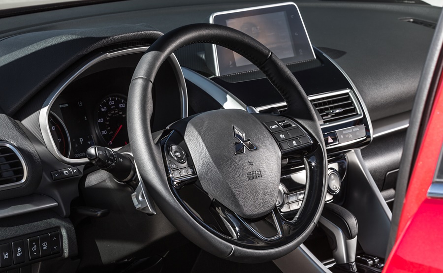 Probamos el Mitsubishi Eclipse Cross 150T 4WD 8CVT - ElMotor.Net