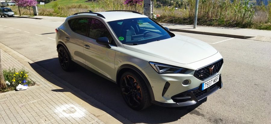 Prueba CUPRA Formentor VZ5 Taiga Grey - ElMotor.Net